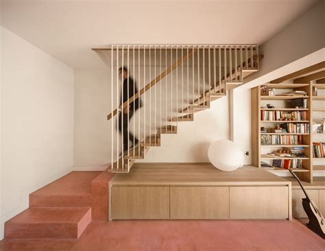 Material Works Extends Hackney Home Into An Oversized Bay Window