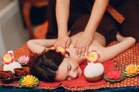 Premium Photo Thai Man Making Classical Thai Massage Procedure To