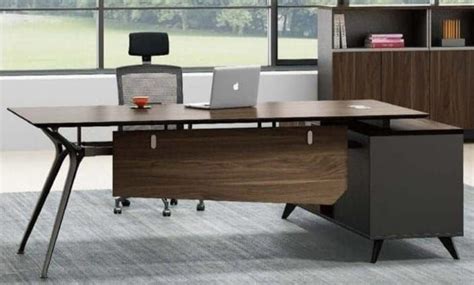 Executive Table Smart Furniture