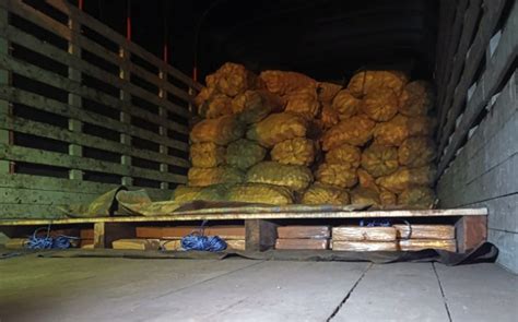 Militares Capturan Camión Que Transportada Media Tonelada De Droga