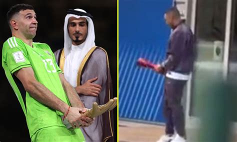 Mbappe Appears To Imitate Martinezs Lewd World Cup Final Celebration Trendradars Latest