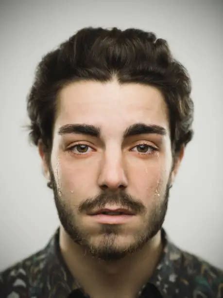 Crying Face Pictures Download Free Images On Unsplash