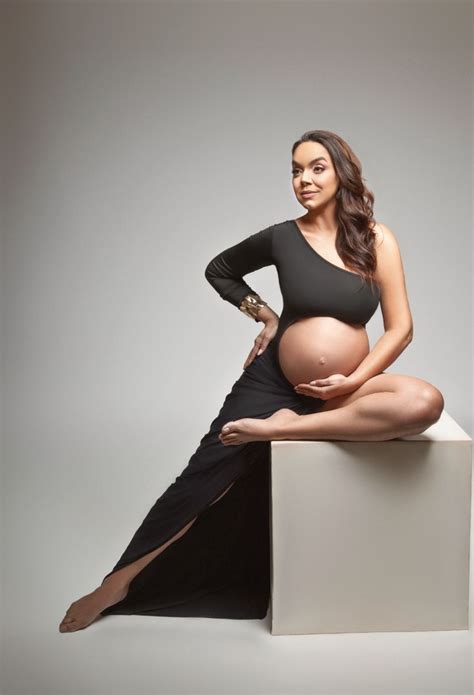 Pin By Flávia Dias Fotografia On Acervo Flávia Dias In 2025 Maternity