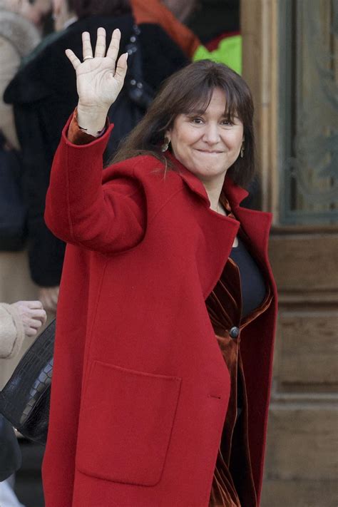 El Tsjc Dona 10 Dies A Laura Borràs Perquè Demani La Suspensió De La