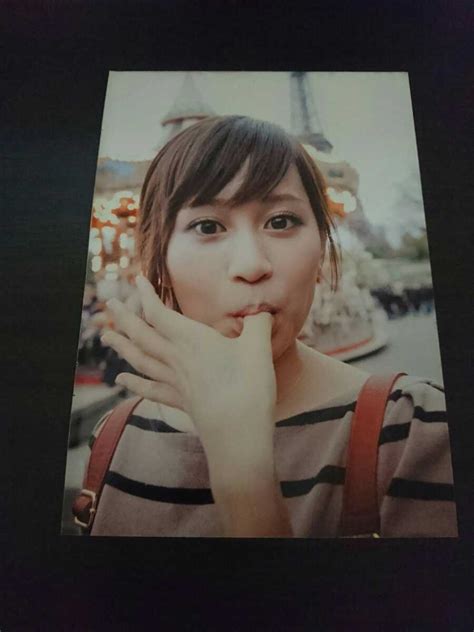 Yahooオークション 前田敦子 切り抜き6p セクシーグラビア