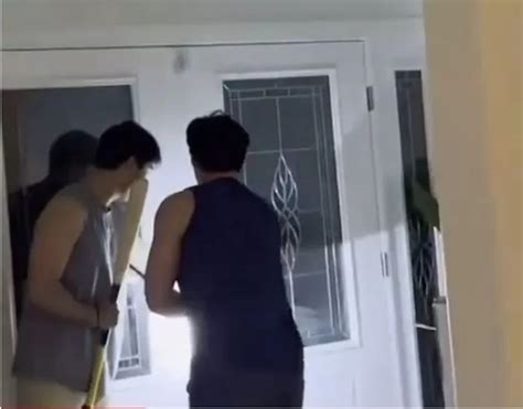 김하성 한밤중 도둑 소동 야구 배트 들고 문 열자 나타난 범인의 정체 영상 네이버 블로그