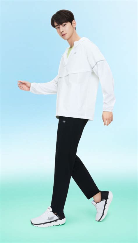 Cha Eun Woo Resmi Jadi Brand Ambassador Skechers Yuk Intip