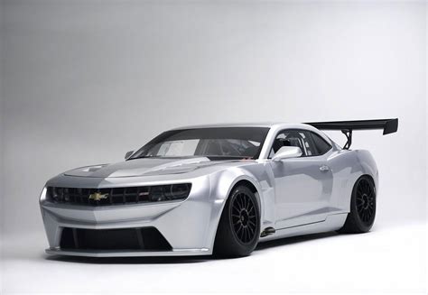 Reiter Engineering Cria Camaro Gt Race Car Com 650 Cv