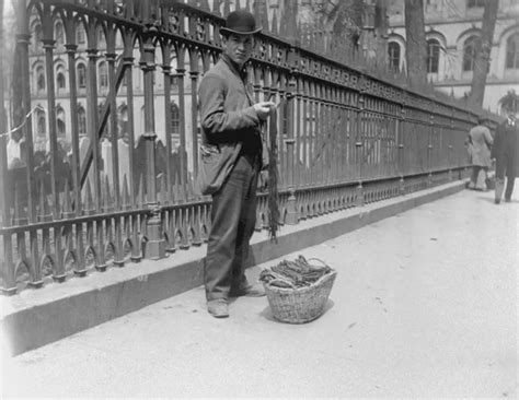 Stunning Historical Photos Of Working Class Of New York City In The 1890s