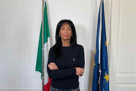 Ora Basta Il Sindaco Cisint Presenta La Sua Battaglia Politica Nelle Pagine Del Suo Nuovo