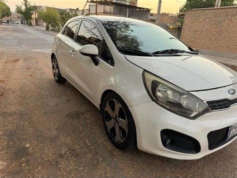 کیا ریو هاچبک سفید مدل ۱۳۹۴ فروشی امروز