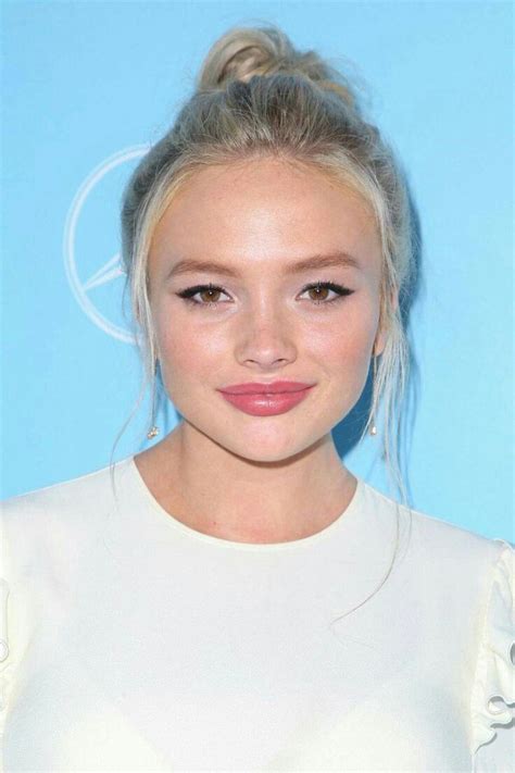 Pin By Daniela Pink On Natalie Alyn Lind Natalie Alyn Lind Natalie
