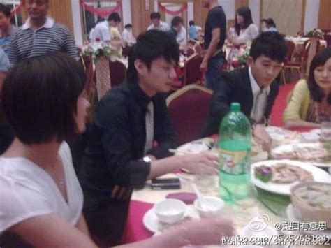苏醒殴打李炜遭封杀 前女友夏航燕艳照曝光新浪图片