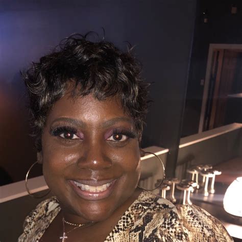 Slicing It Up With Selena Youtube