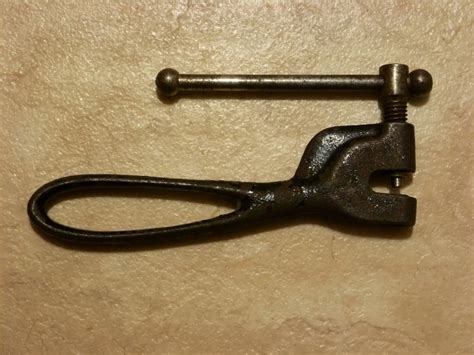 How To Use A Chain Link Remover at Minh Boser blog