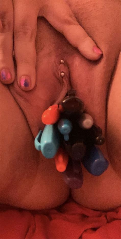 I Like Pen In Pussy Pic