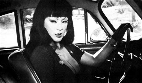 Tura Satana Iona Fortune Burlesque