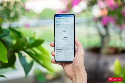 Tr N Tay Tecno Phantom V Flip I N Tho I G P Phi N B N Gi R C G