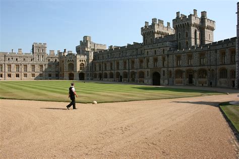 13 Most Breathtaking Medieval Castles Still Standing Around The World