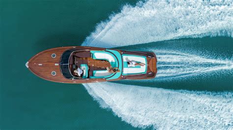 Riva To Debut New 11m Anniversario Model In Cannes