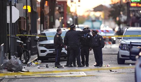 Auto Fährt In Menge In New Orleans Viele Tote Mopo