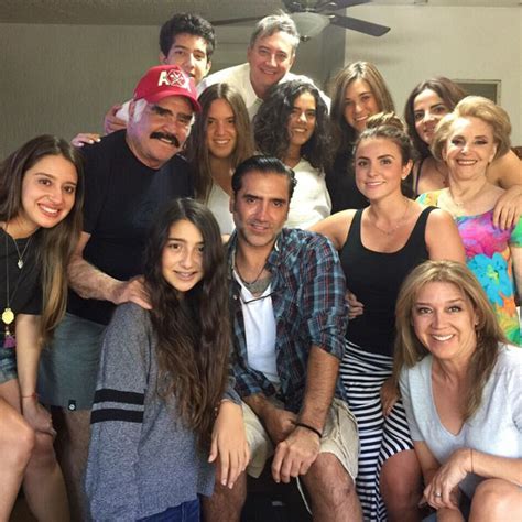 Vicente Fernandez Hijos