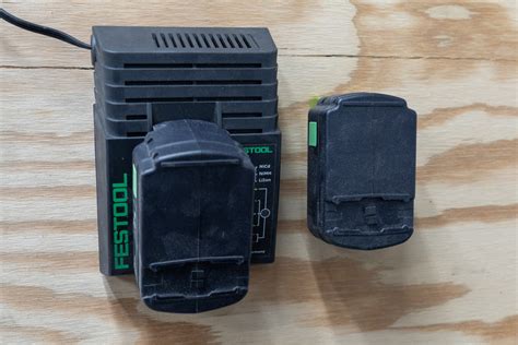 Battery Wall Mount For Festool 18v Batteries Seneca Woodworking