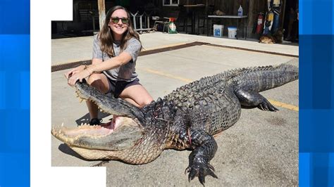 South Carolina Mom Catches 12 Ft Gator Becomes Viral ‘gator Girl