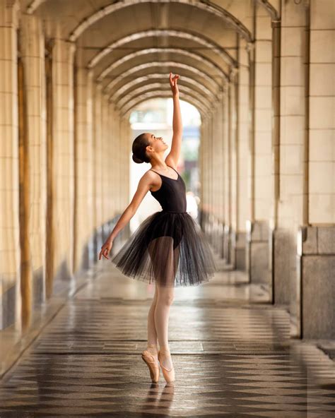 Ballet Pointe Shoes Pictures Ballet Pictures Poses Photo Ideas