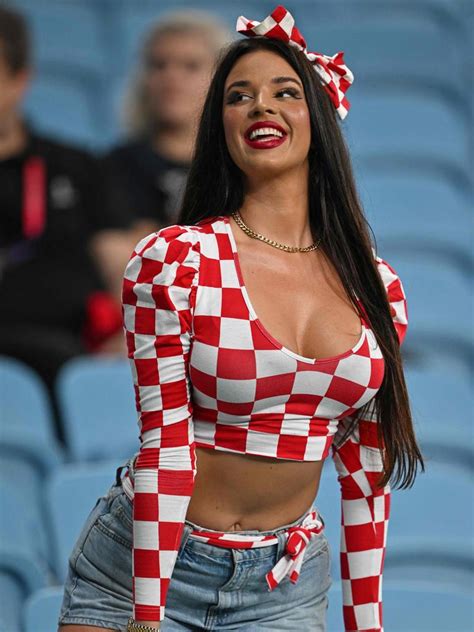 Fifa World Cup 2022 Fears Grow Over Argentina Fan Who Went Topless As