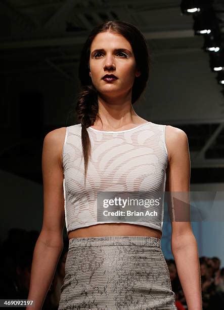 Gabrielle Arruda Photos Et Images De Collection Getty Images