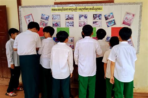 မိုးနဲမြို့ အမှတ်၃အခြေခံပညာအလယ်တန်းကျောင်းခွဲကျောင်း၌ စာဖတ်ရှိန်မ