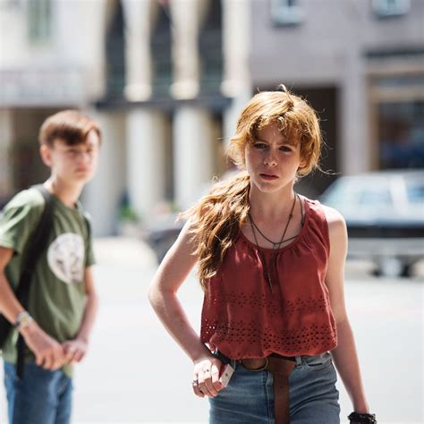 Sophia Lillis Instagram Twitter And News On Idcrawl