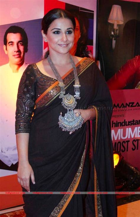 Vidya Balan Actress Photo Image Pics And Stills 264136