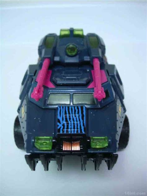 Figure Of The Day Review Hasbro Transformers Botcon Clench Action Figure