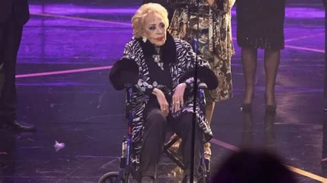 Silvia Pinal Presente Y Con Mayor Lucidez Recibió Homenaje En Los Premios Metro Infobae