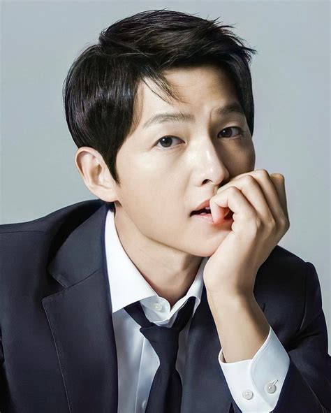 Song Joong Ki In Talks To Return To The Small Screen With Run On