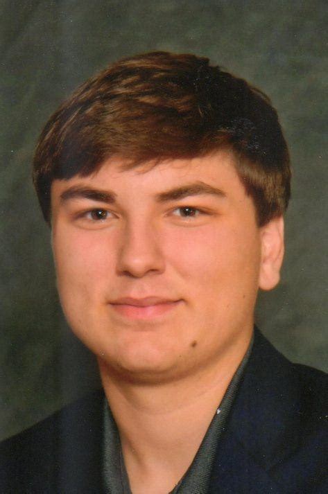 Melissa Hostetlers Instagram Twitter And Facebook On Idcrawl