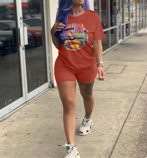 Shorts Two Piece Graphic Set