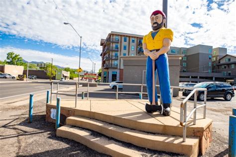 Little Louie In Flagstaff Arizona Louie The Lumberjack Statue