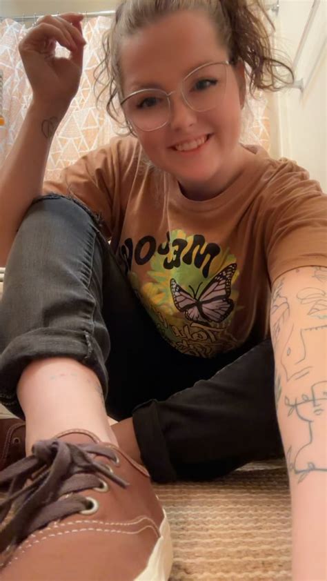 Bet Youd Love To See The Full Sole Wouldnt You 😈what A Tease No