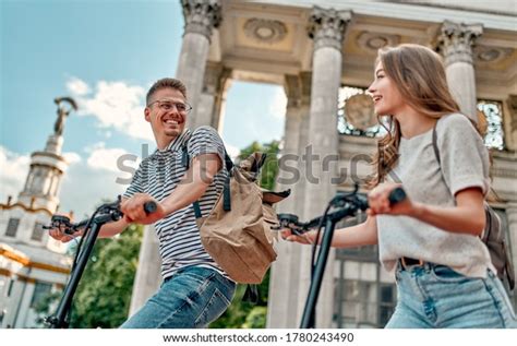 Couple Scooter Road Ride Images Stock Photos Vectors Shutterstock