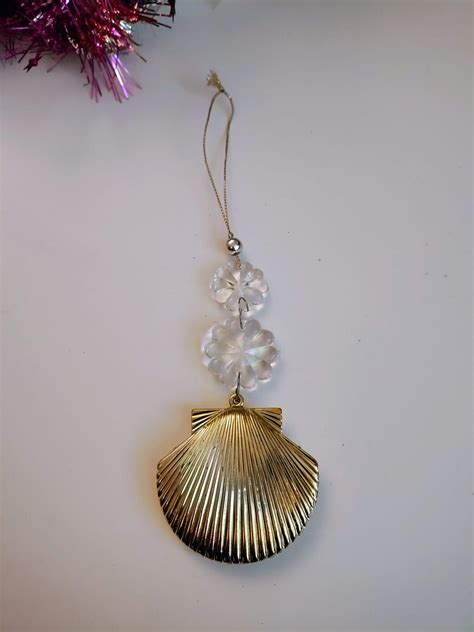 Help me find this shell ornament : r/HelpMeFind