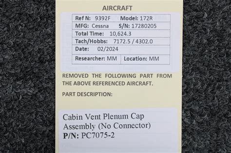 Pc7075 2 Cessna 172r Cabin Vent Plenum Cap No Connector