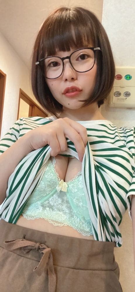 Japanese Porn Actress Ui Nenne 3 Pics Xhamster