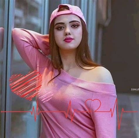 داکتر یاسمین ‎داکتر یاسمین‎ Added A New Photo