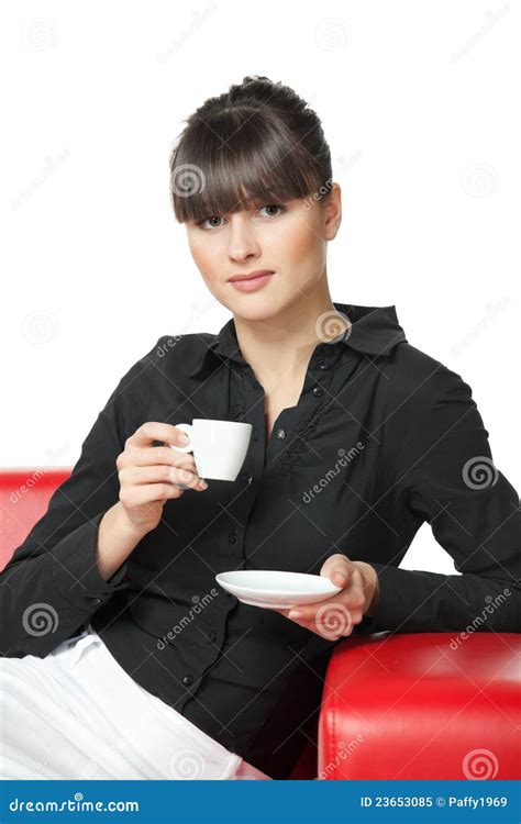 Mädchen Das Rest Auf Dem Sofa Mit Tasse Kaffee Hat Stockbild Bild
