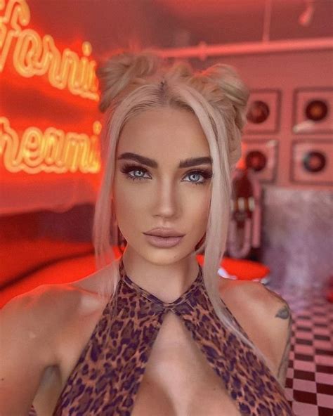 Summer Soderstrom Smoothm