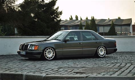 W124 Appreciation Stanceworks