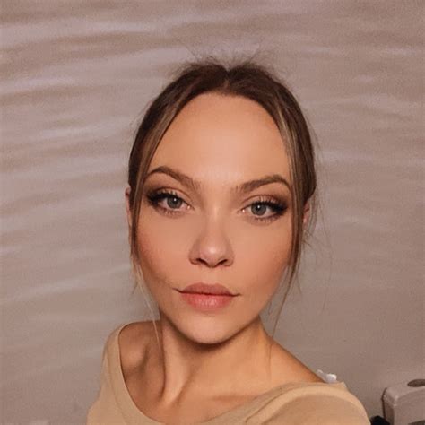 Lucija Pavešić Youtube